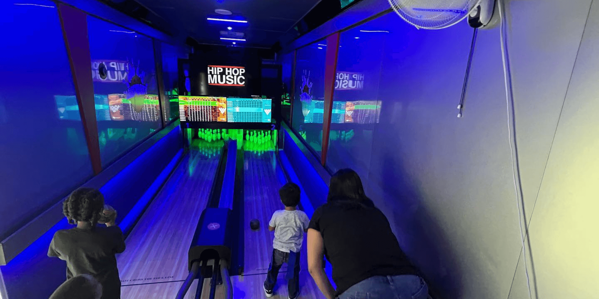 About Us - Legendary Strikes Mobile Bowling & Gaming | Legendary ...